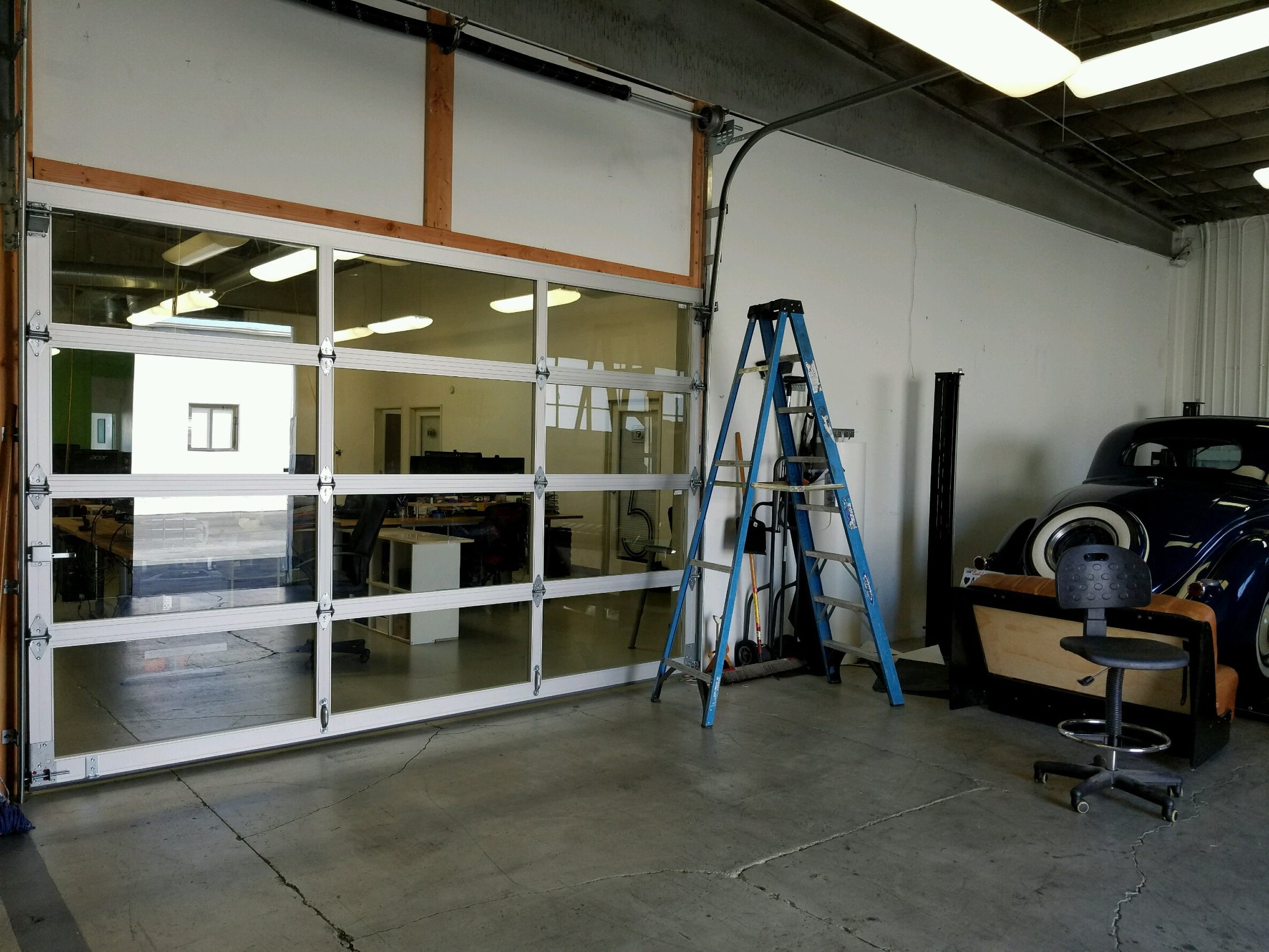 Contemporary Aluminum & Clear Tempered Modern Glass Garage Door — Lux ...